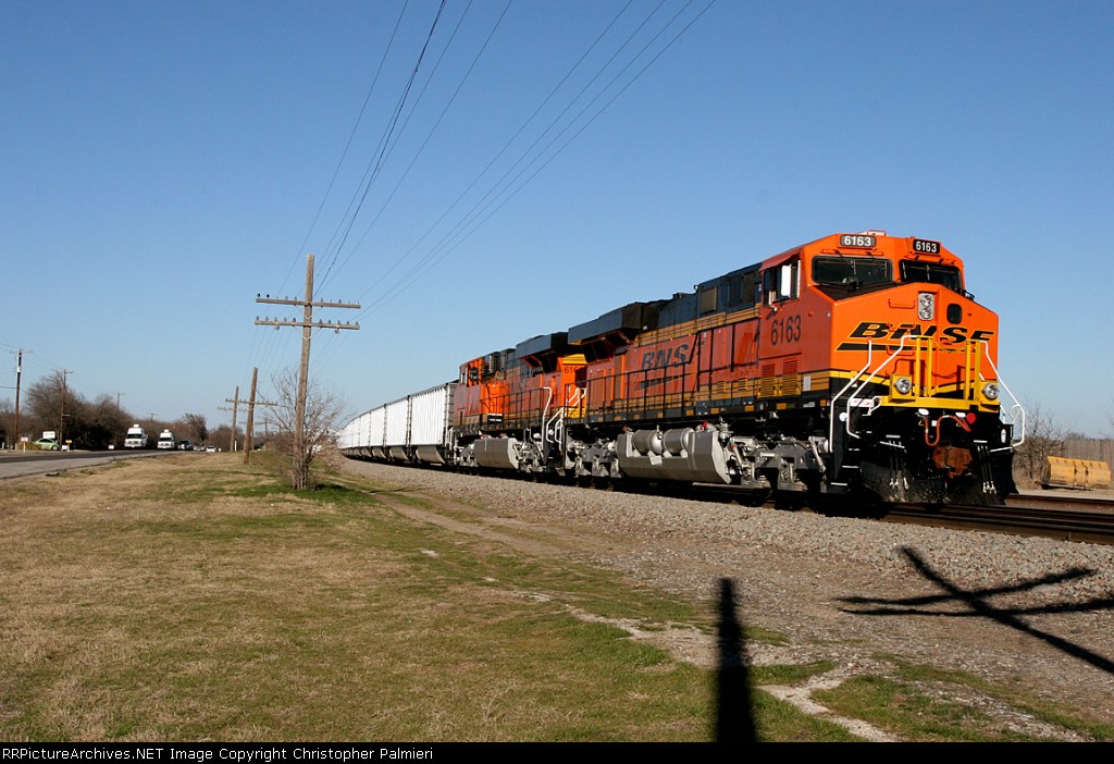 BNSF 6163 and BNSF 6161